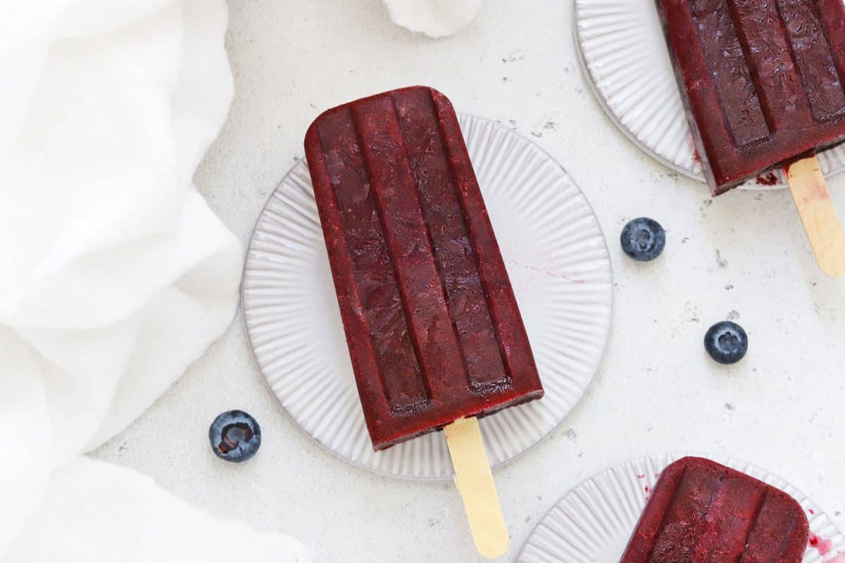 Healthy Blueberry Pomegranate Popsicles (Vegan & Paleo!)